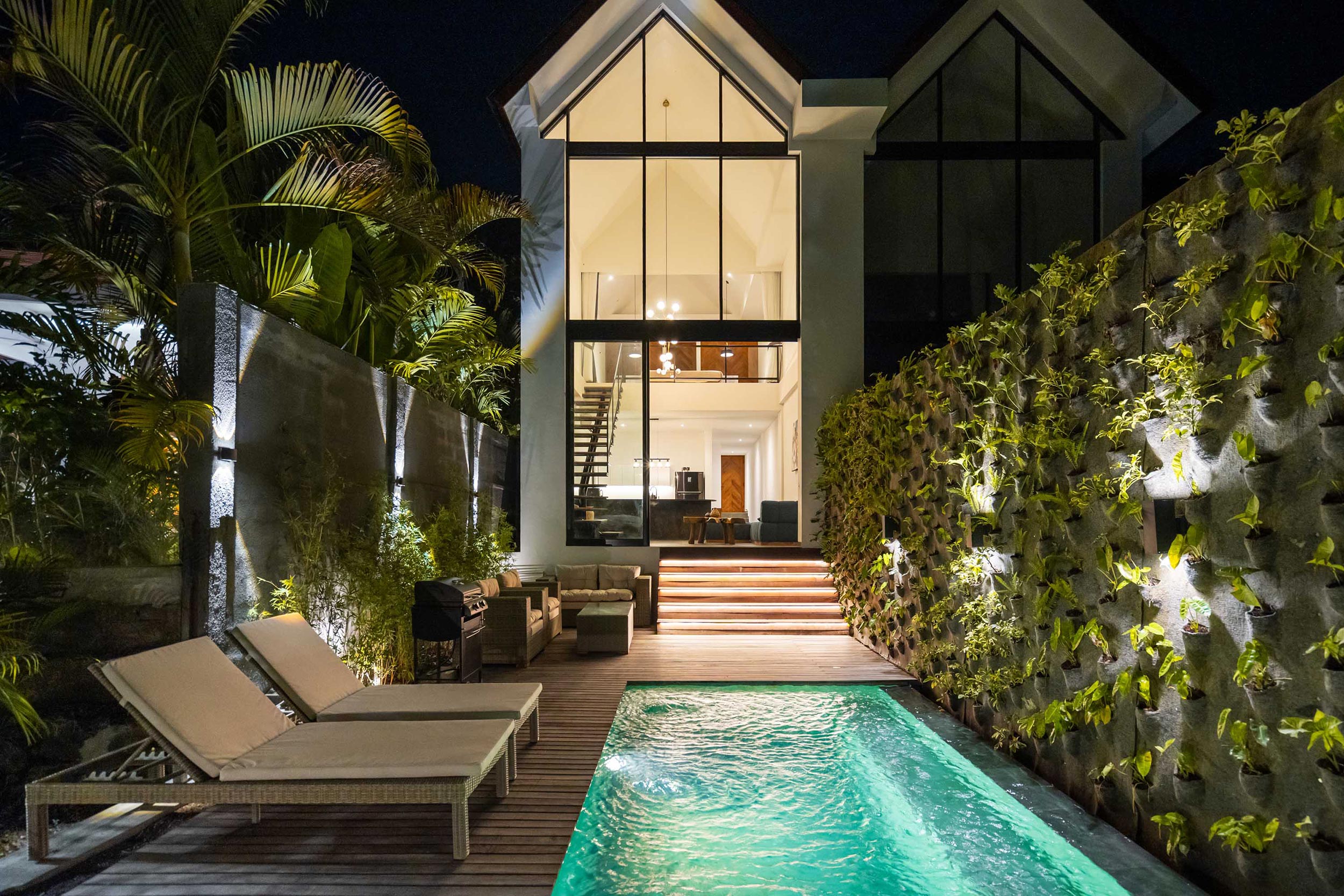 Canggu Villa Kenji: Modern Tropical Luxury Loft in Bali